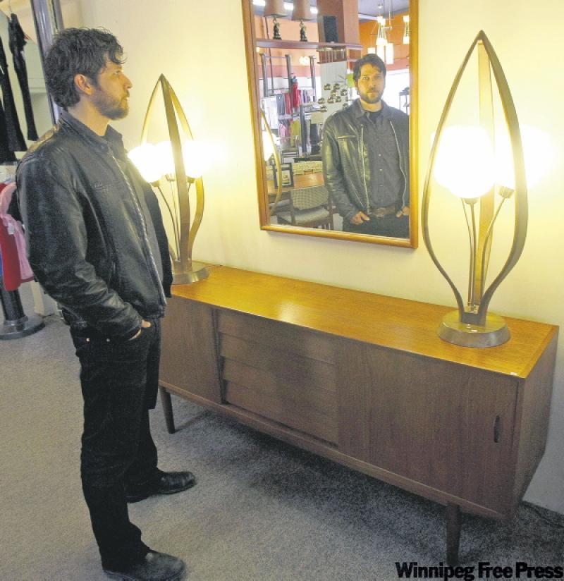 Jumping through Hoopers - Winnipeg Free Press Homes