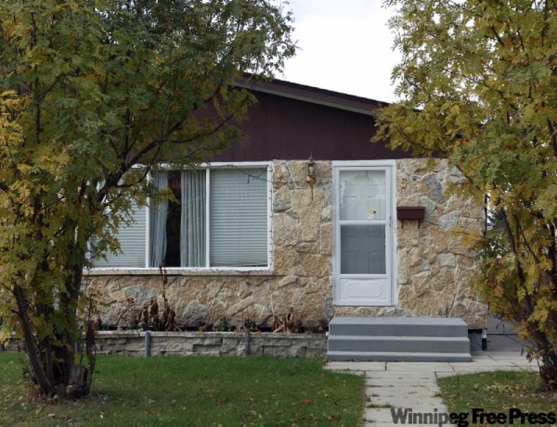 SOLD & OFFERED - Oct. 25/09 - Winnipeg Free Press Homes