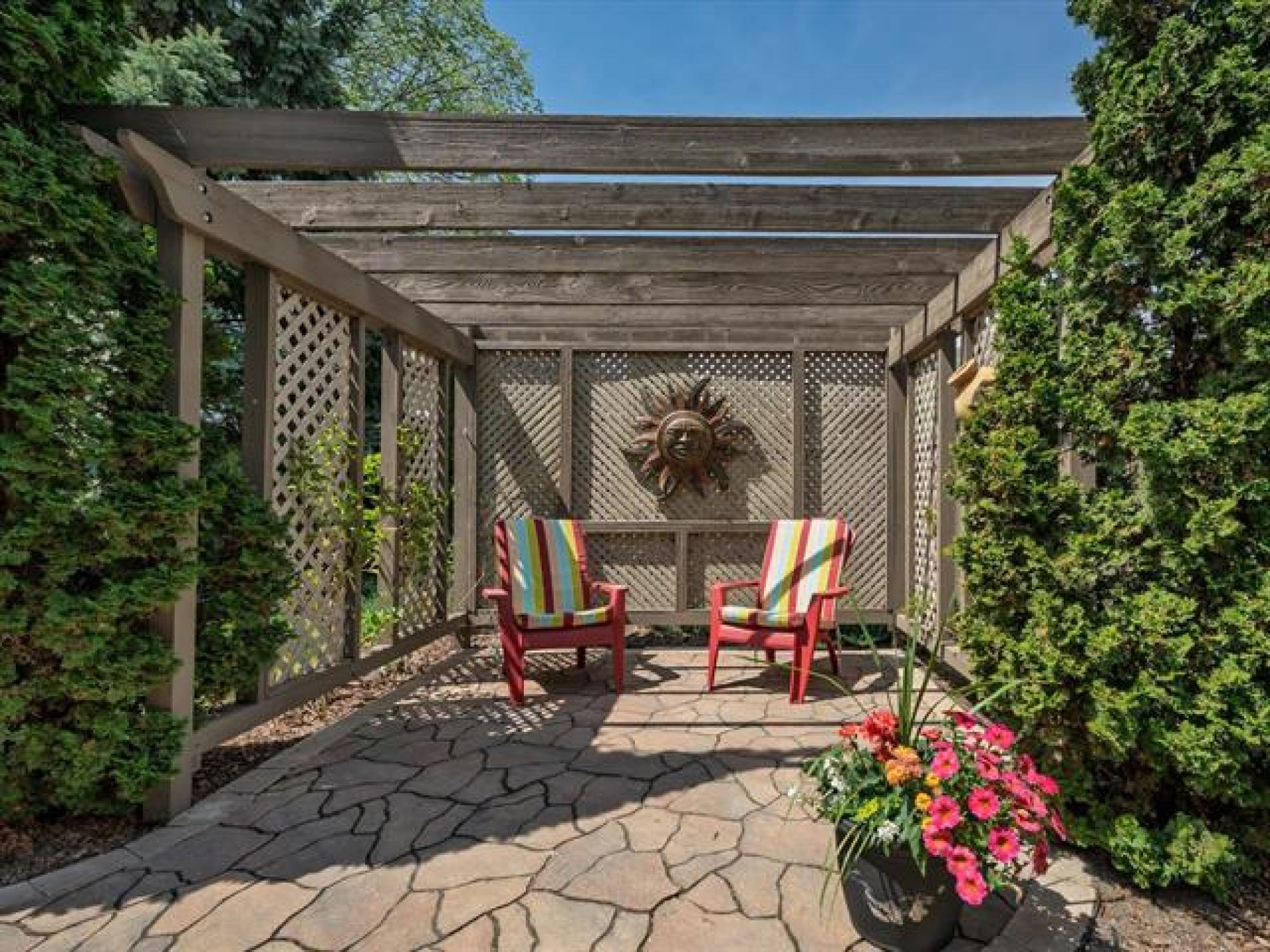 50 Normand Park Drive, R2N 3C3, 3 Bedroom, Bungalow for sale South East ...
