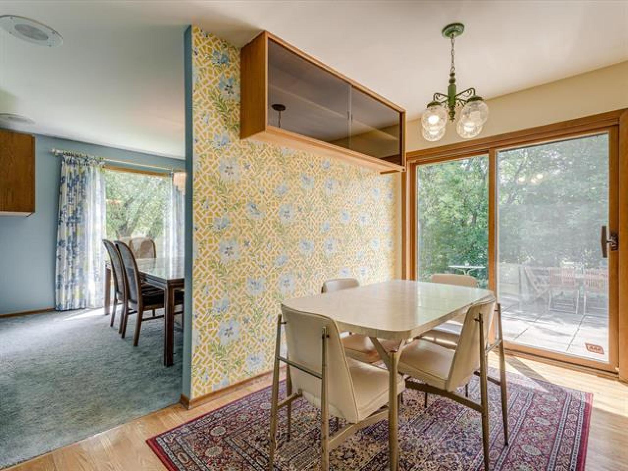 Charleswood For Sale - Winnipeg Free Press Homes