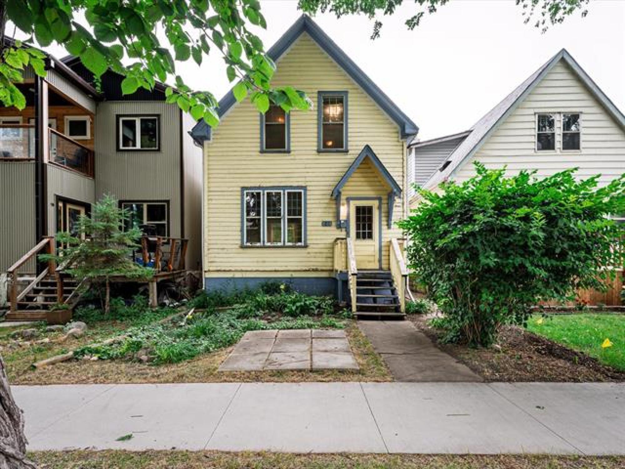 Riverview For Sale - Winnipeg Free Press Homes