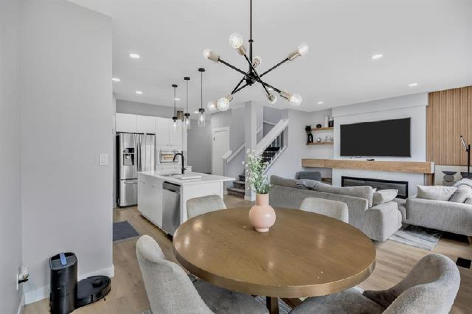 Devonshire Park For Sale - Winnipeg Free Press Homes