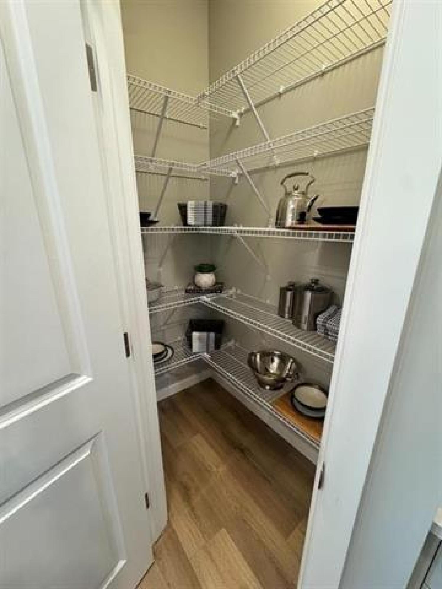 Grande Pointe For Sale - Winnipeg Free Press Homes