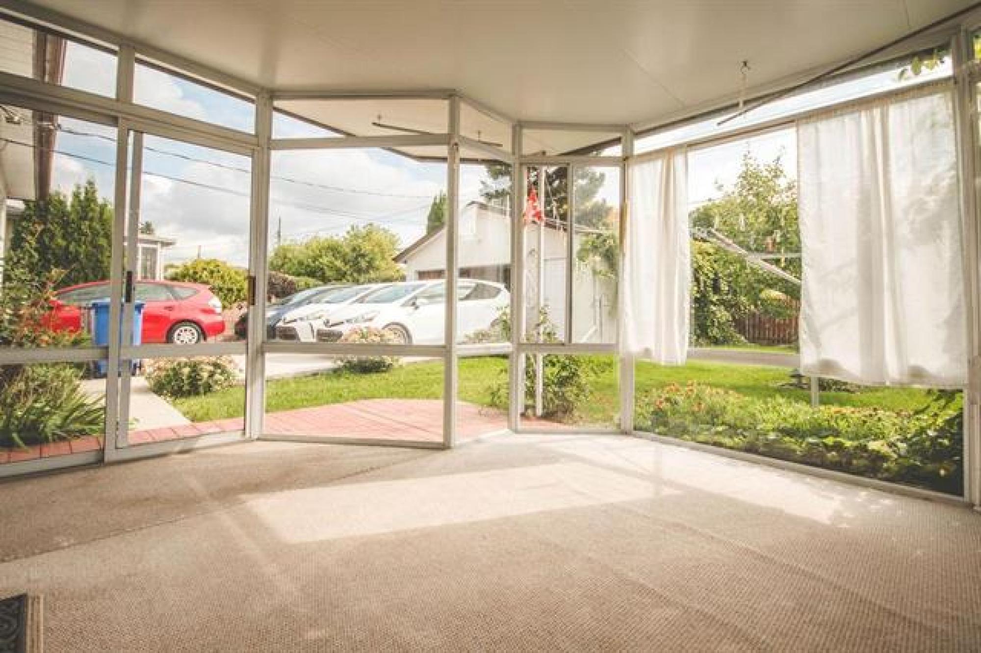 East Kildonan For Sale - Winnipeg Free Press Homes