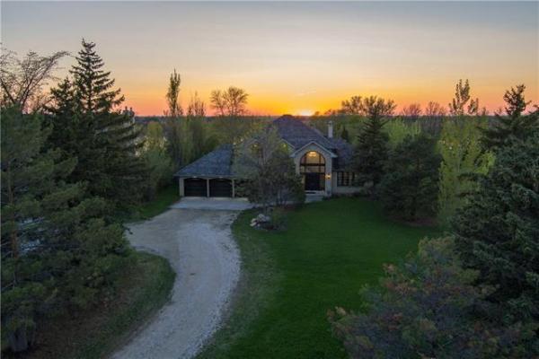 4114 Henderson Highway, R2E 1B3, 3 Bedroom, 2 Storey for sale North ...
