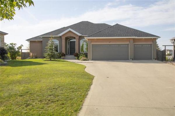 Royalwood For Sale - Winnipeg Free Press Homes