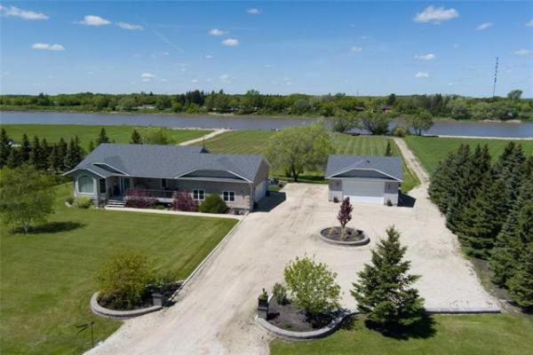 GARDENING: Strawberry and raspberry fields forever - Winnipeg Free ...