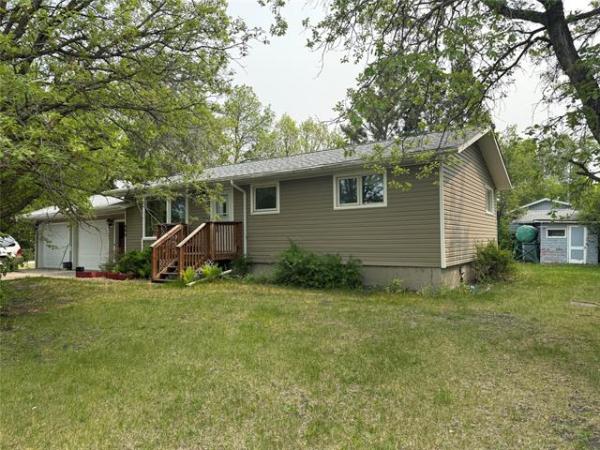 RM of Bifrost For Sale - Winnipeg Free Press Homes